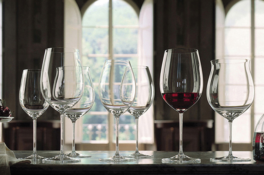 Celliers et accessoires pour vins, cocktails et spiritueux | Vinum ...